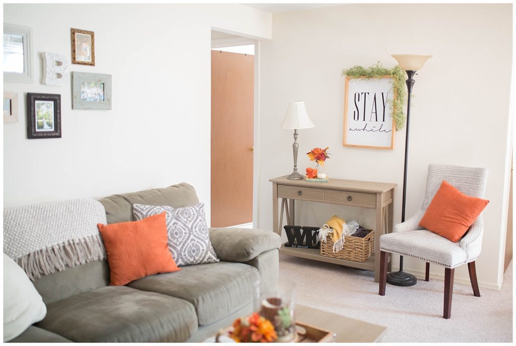 Fall Decorations for Your Apartment on a Budget | Monica Brown Photography