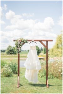 Prairie Stone Farm Ohio Wedding | Monica Brown Photography